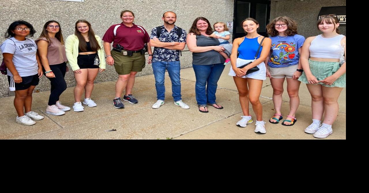 French exchange students explore La Crosse | News | wxow.com