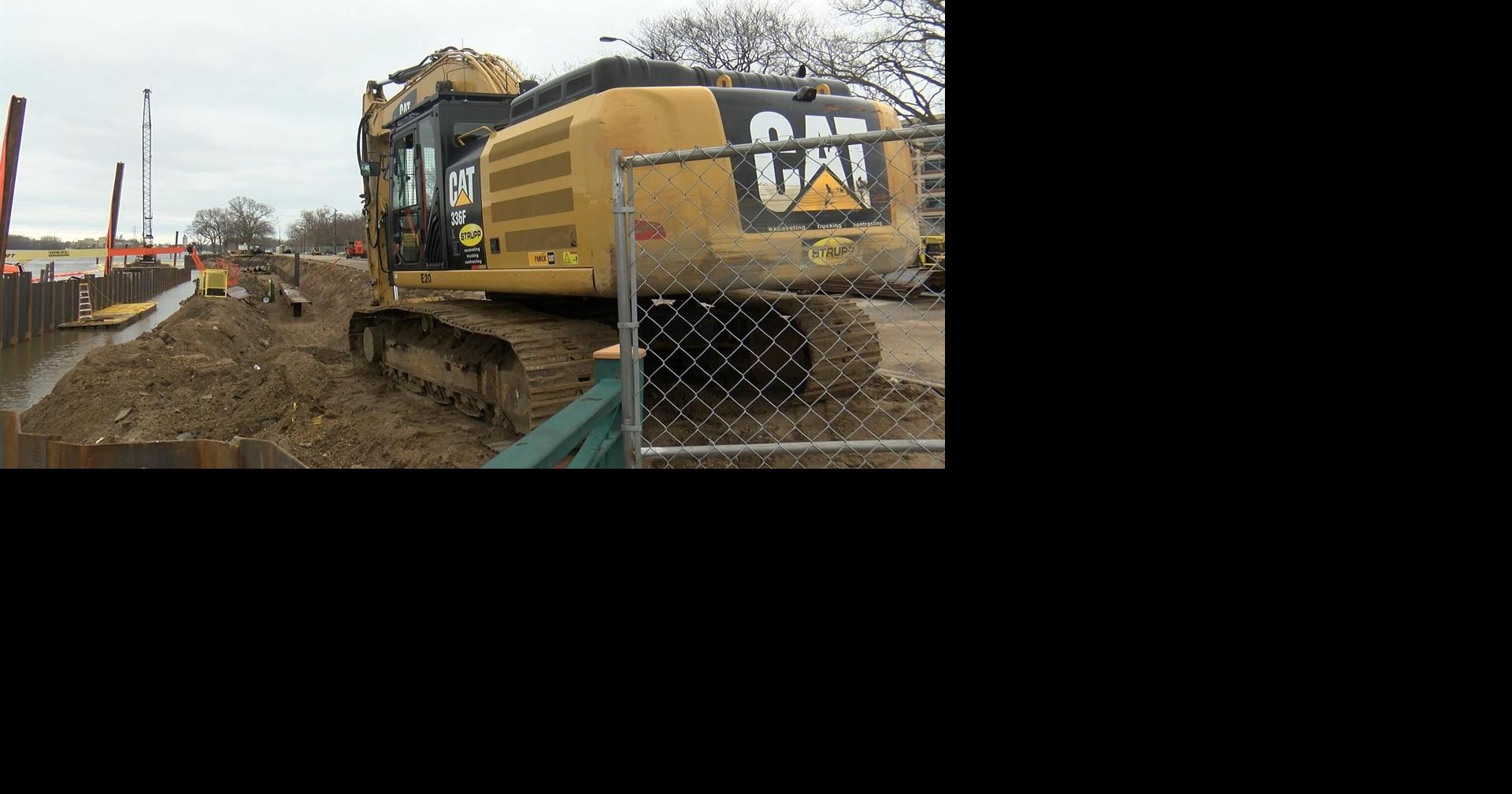 Riverside Park levee project is on schedule | Top Stories | wxow.com