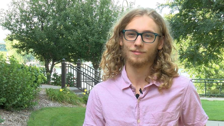 New scholarship gives local students access to college and mentorship ...