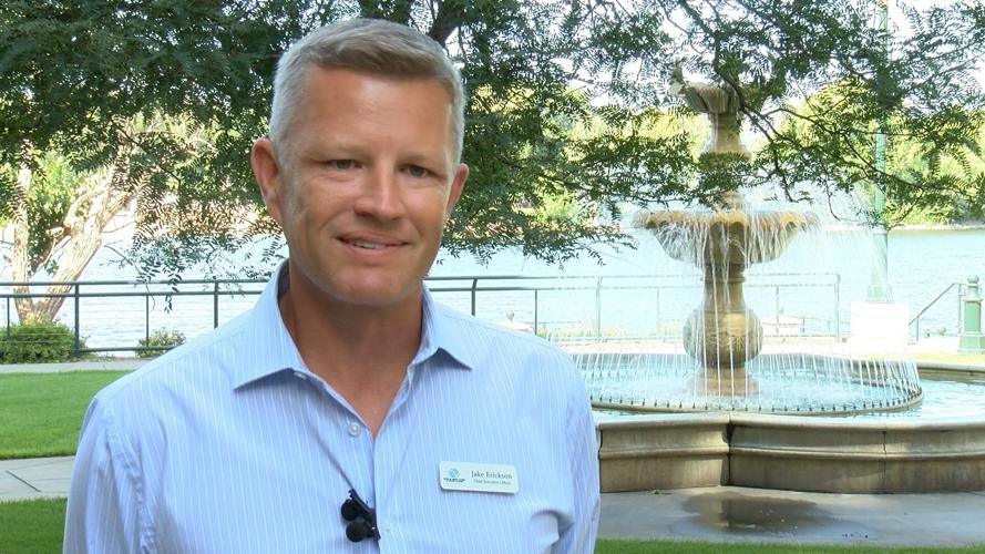 New scholarship gives local students access to college and mentorship ...