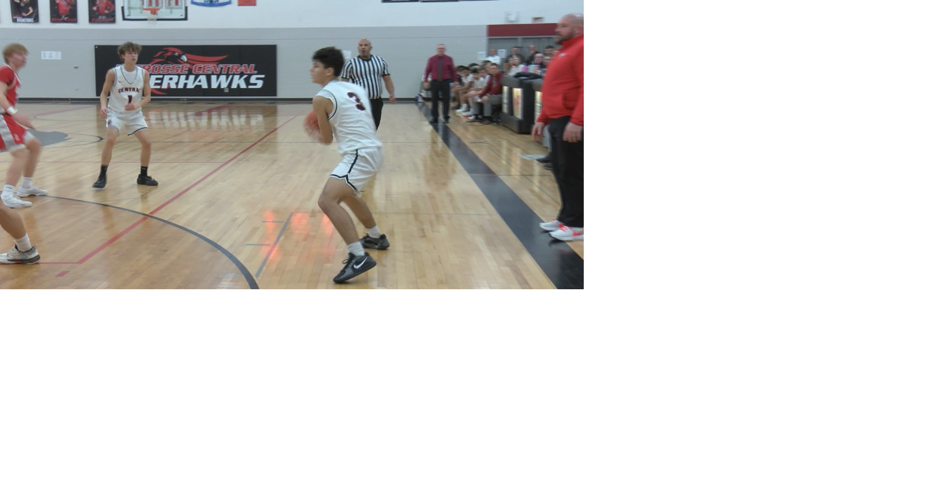 Central hammers Logan in city showdown | Sports | wxow.com