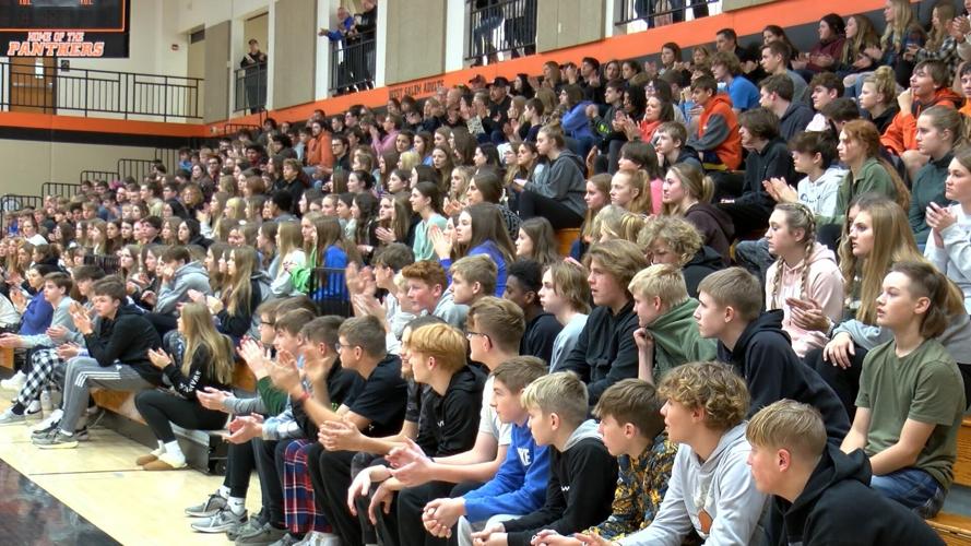 West Salem community rallies behind state bound football team | News ...