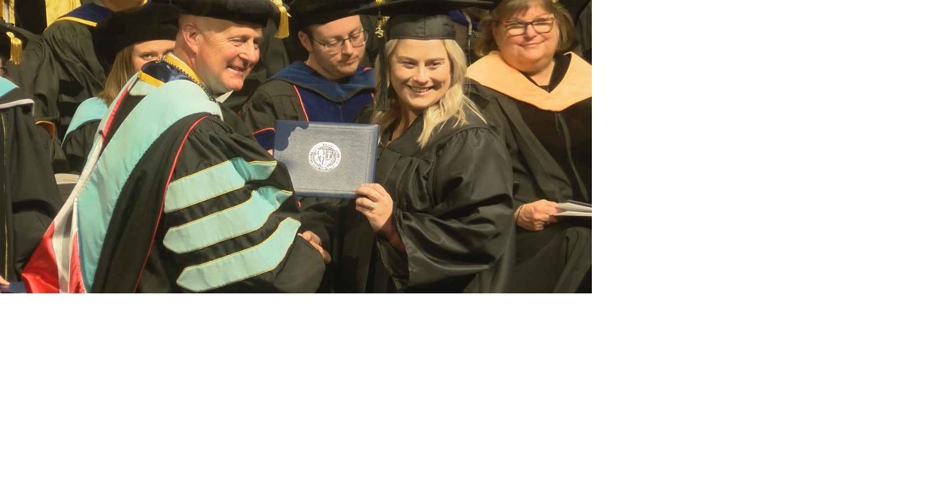 Viterbo celebrates winter commencement | News | wxow.com