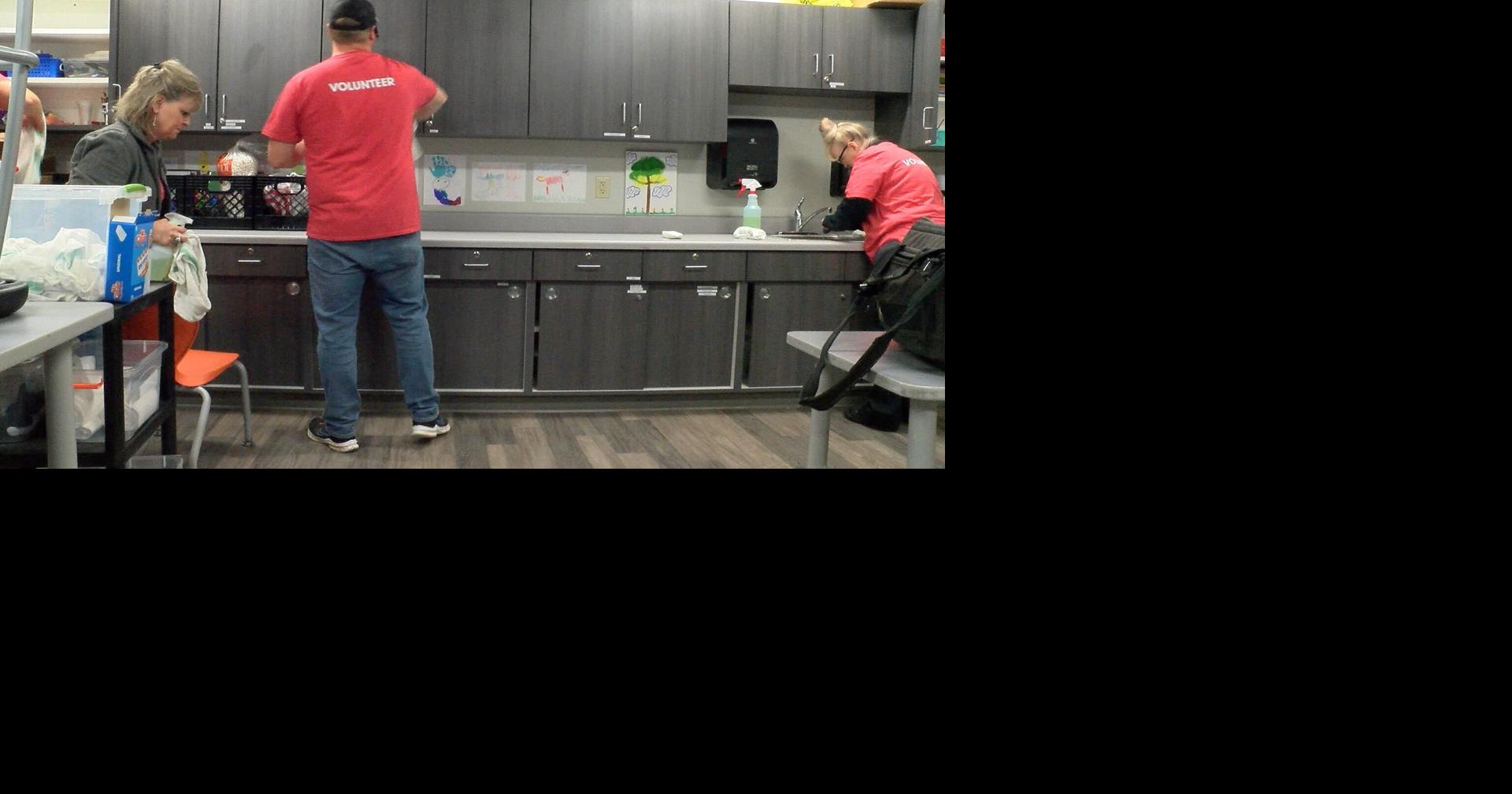 Altra "Gives Back Day" delivers | News | wxow.com