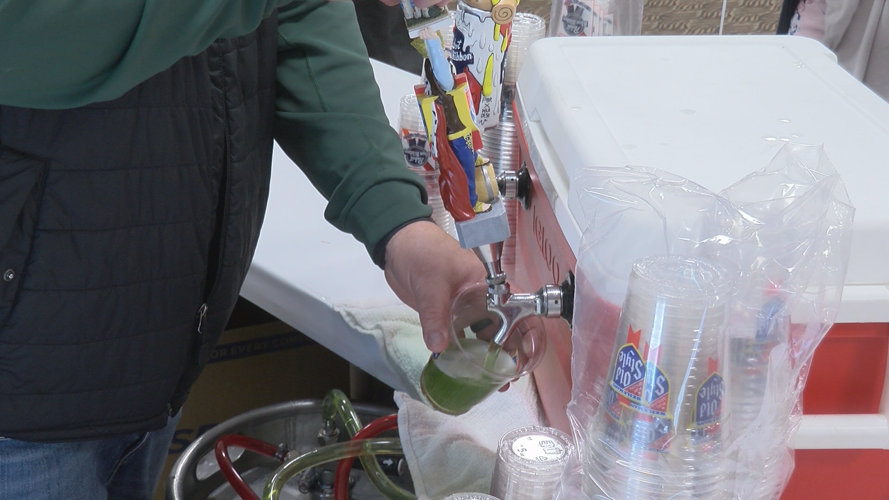 La Crosse Center sees Pabst vs. Old Style event | News | wxow.com