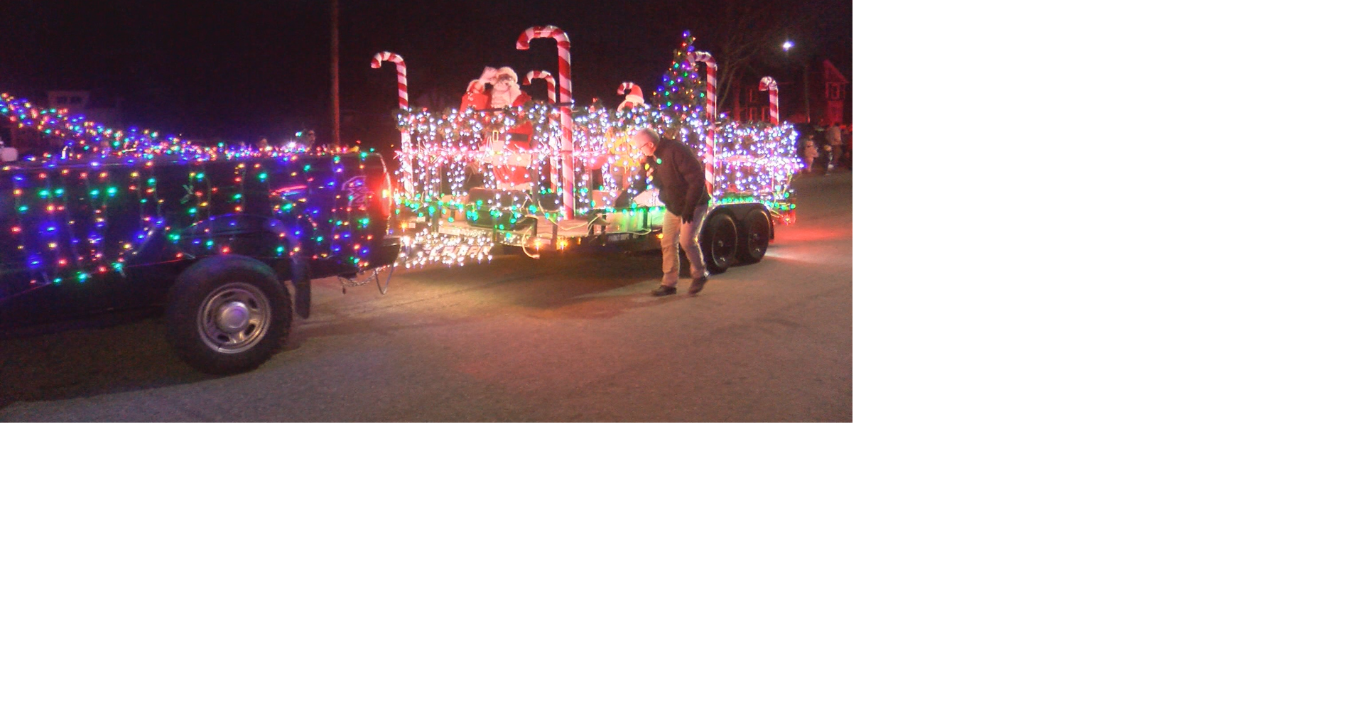 Season of Lights Holiday Parade brings holiday joy to Onalaska | News ...