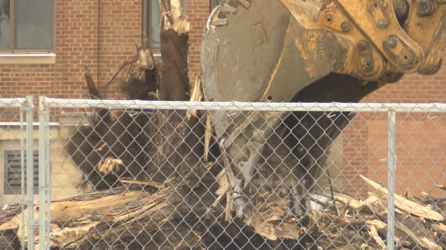 Still0121_00002.png | | wxow.com