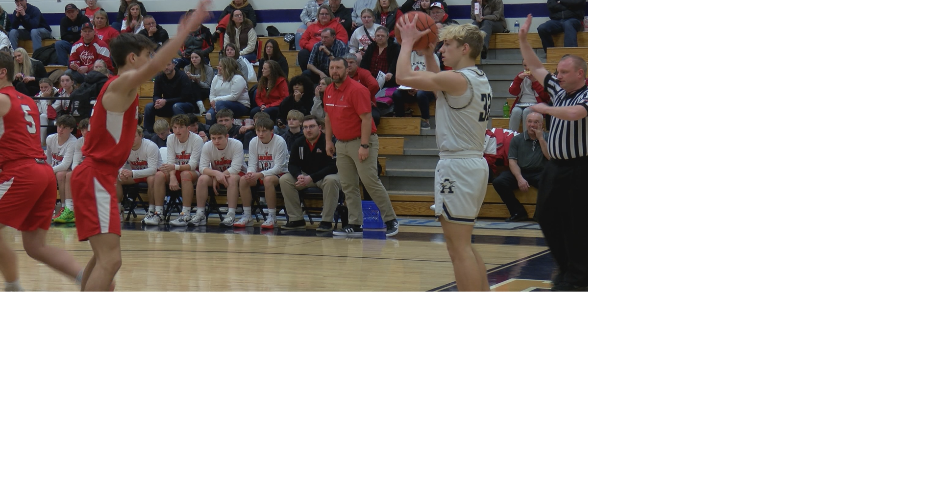 Aquinas Boys beat Bangor 67-44 | Sports | wxow.com