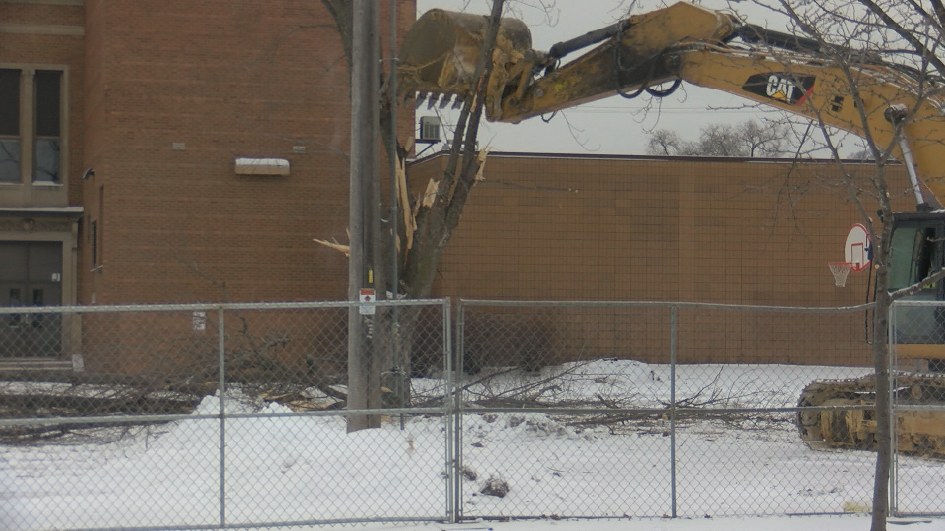 Still0121_00000.png | | wxow.com