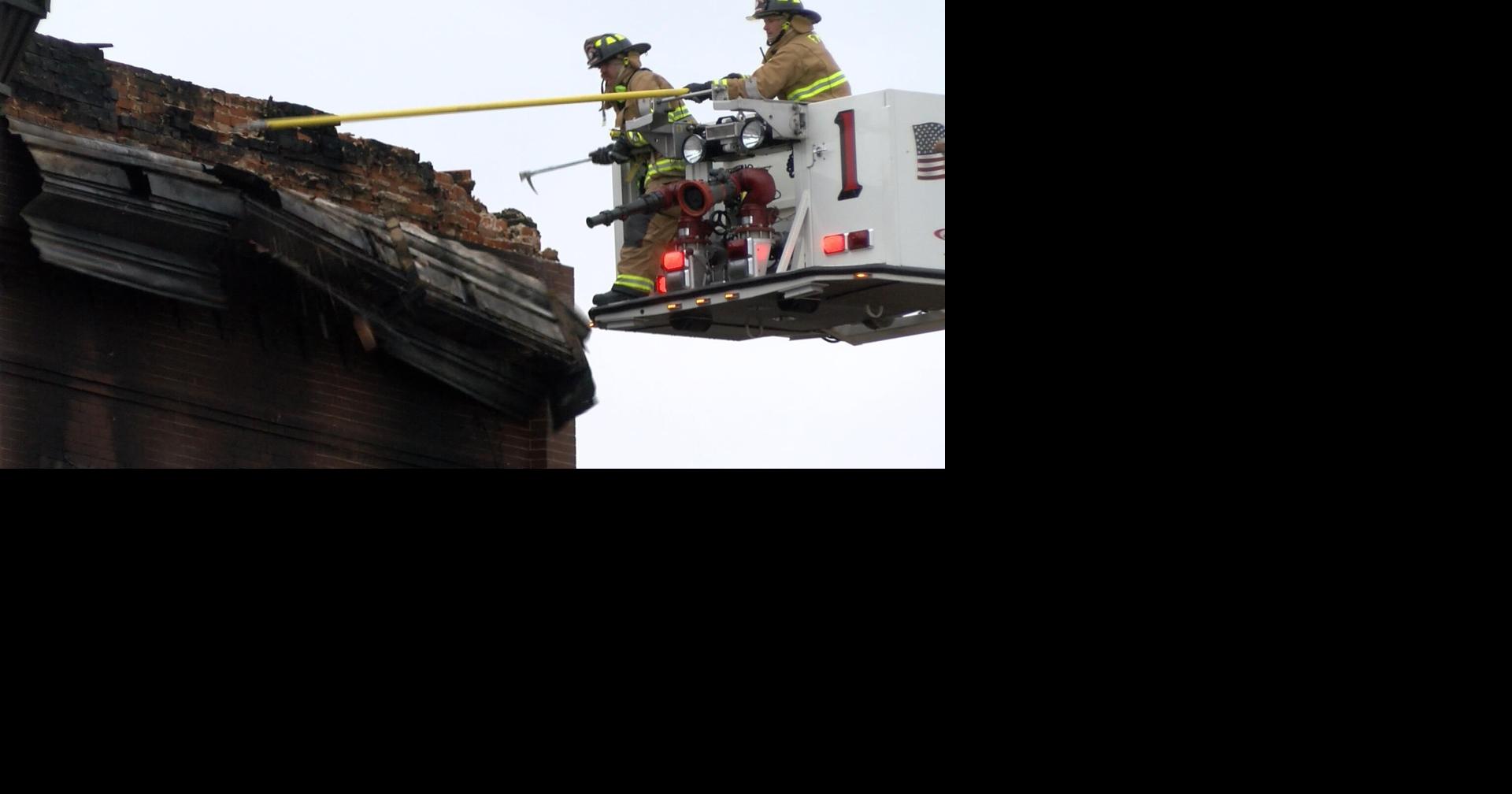 Fire destroys businesses and apartments in Tomah | News | wxow.com