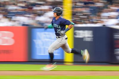 Where would the Mariners’ woeful offense be without Dylan Moore ...