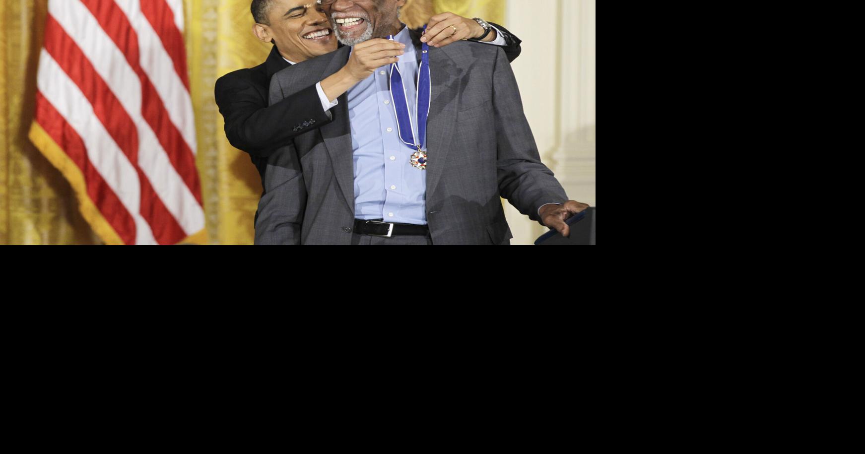 Bill Russell left big impression on rookie sports writer | Professional ...