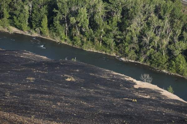 Selah Ridge brush fire contained | Local | yakimaherald.com