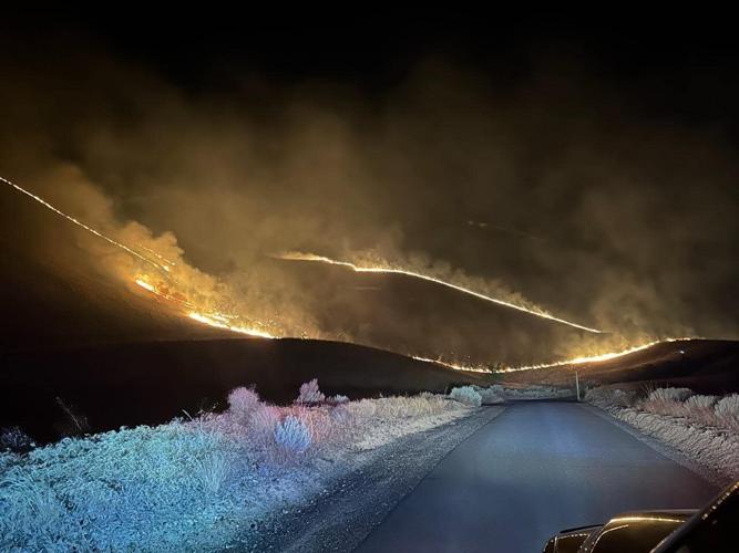 Evacuation levels lowered on Thorp Road fire near Moxee and Konnowac ...