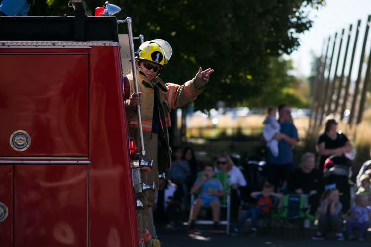Photos: Yakima's Sunfair Parade | Photos and Videos | yakimaherald.com