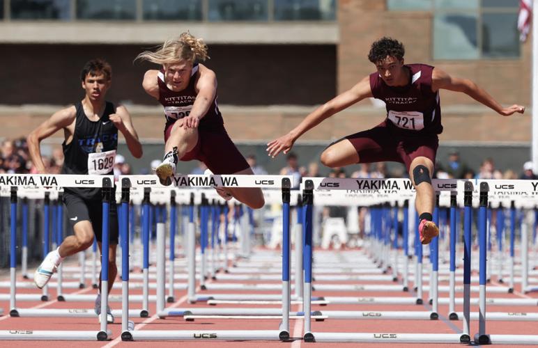 State track: La Salle relay lowers meet record as Lightning battle Cle ...