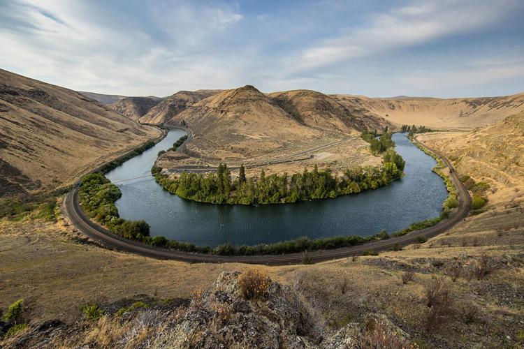 Land transfer helps secure access and Yakima River environment ...