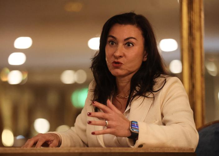 The power of a photograph: Lynsey Addario at Yakima Town Hall | Local ...