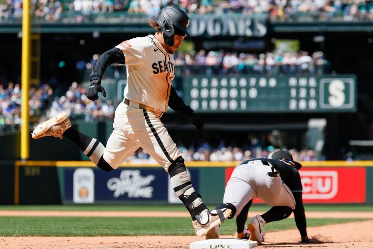 Mariners walk off Diamondbacks on Victor Robles’ broken-bat infield ...