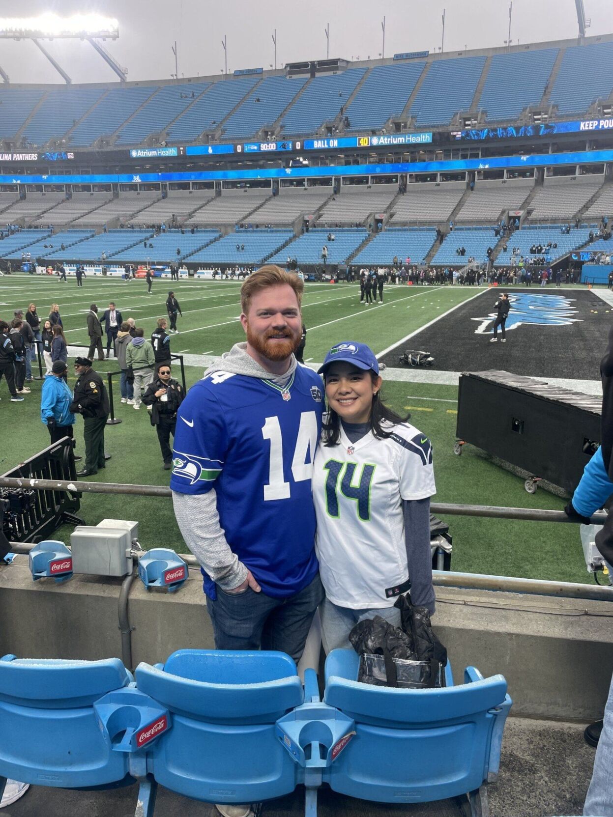 Seahawks connect Sam Darnold lookalike ‘Stan’ with QB after viral ...