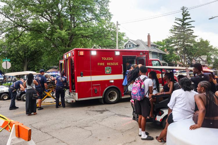 Police search for suspects in Ohio shooting that wounded 12 near a ...