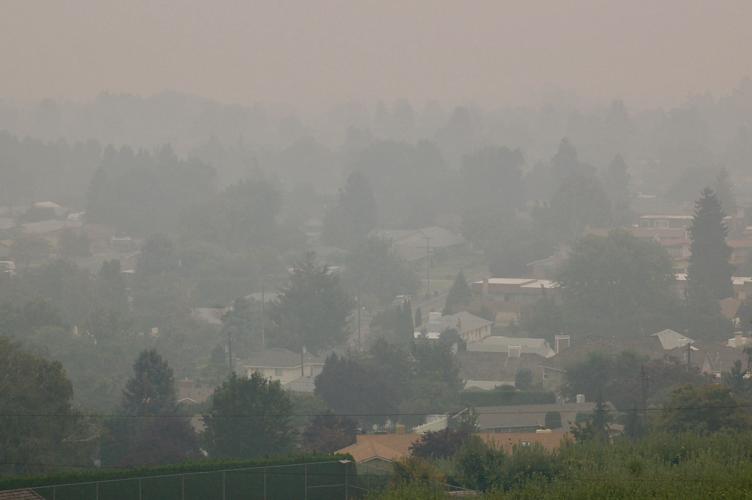 Despite reprieve, experts say expect smoke to return to Yakima Valley ...