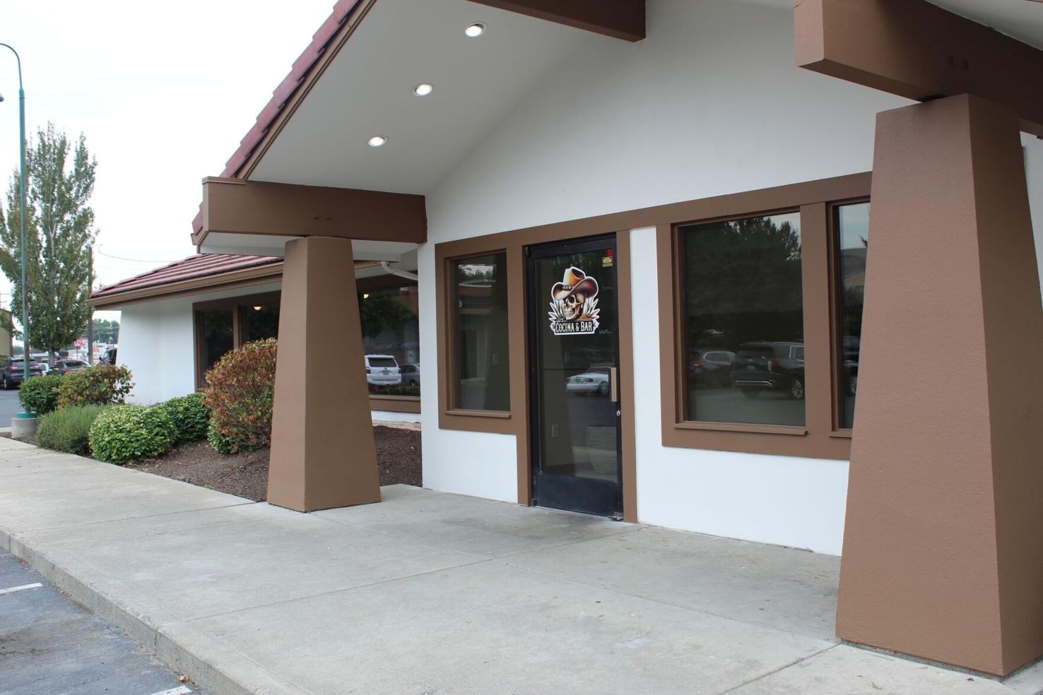 Business tidbits: JJs Cocina and Bar opens in former Yakima Shari's ...