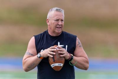 Praying Bremerton football coach Joe Kennedy quits after one game ...