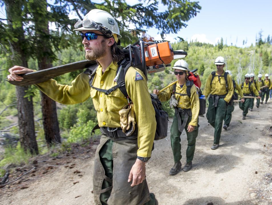Digging in: Entiat Hotshots prepare for wildfire season | Northwest ...