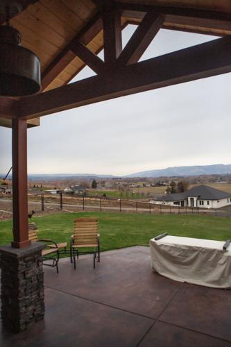 Yakima Abode: Mike and Linda Ritch's open floor plan gives them room to ...