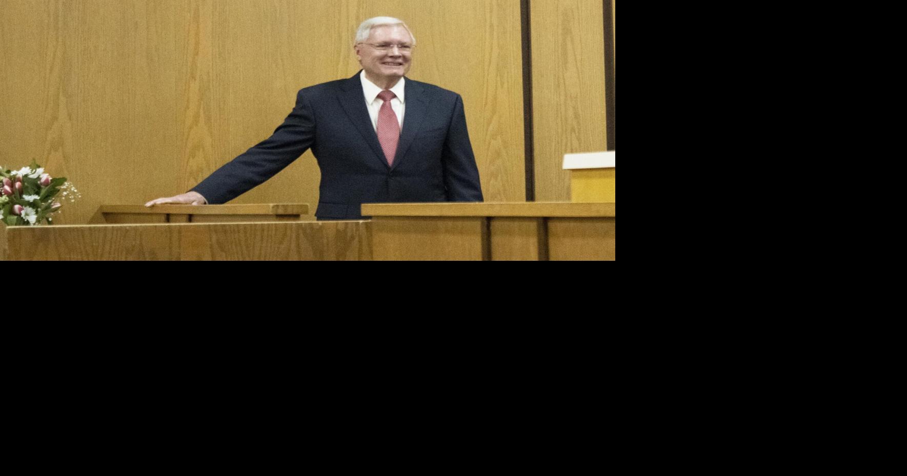 Ceremony marks retirement for Yakima Superior Court Judge Blaine Gibson ...