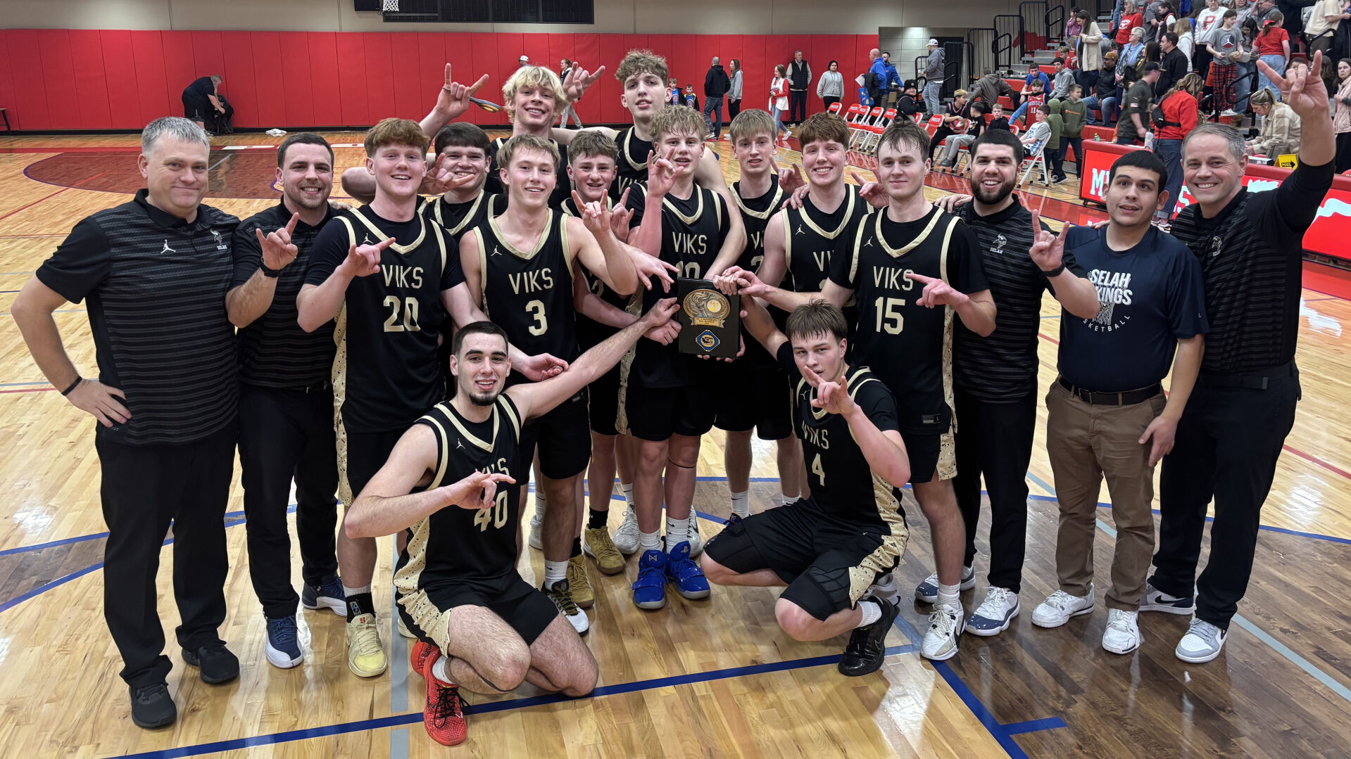 Local report: Selah boys win first district title since 2019, secure ...