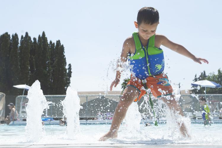 Community celebrates the opening of Selah's long-awaited pool | Local ...