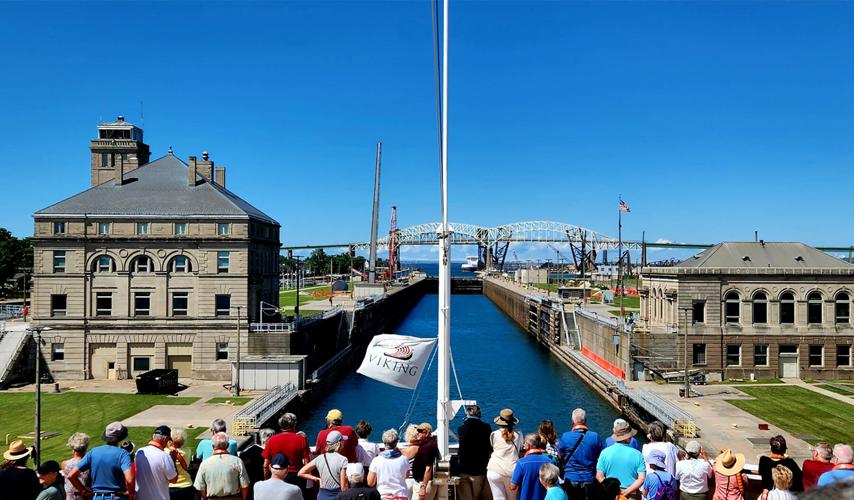 With its new ship Octantis and expeditions among the Great Lakes ...