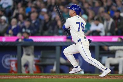 Leo Rivas, 999th player to appear for Mariners, triples in first at-bat ...