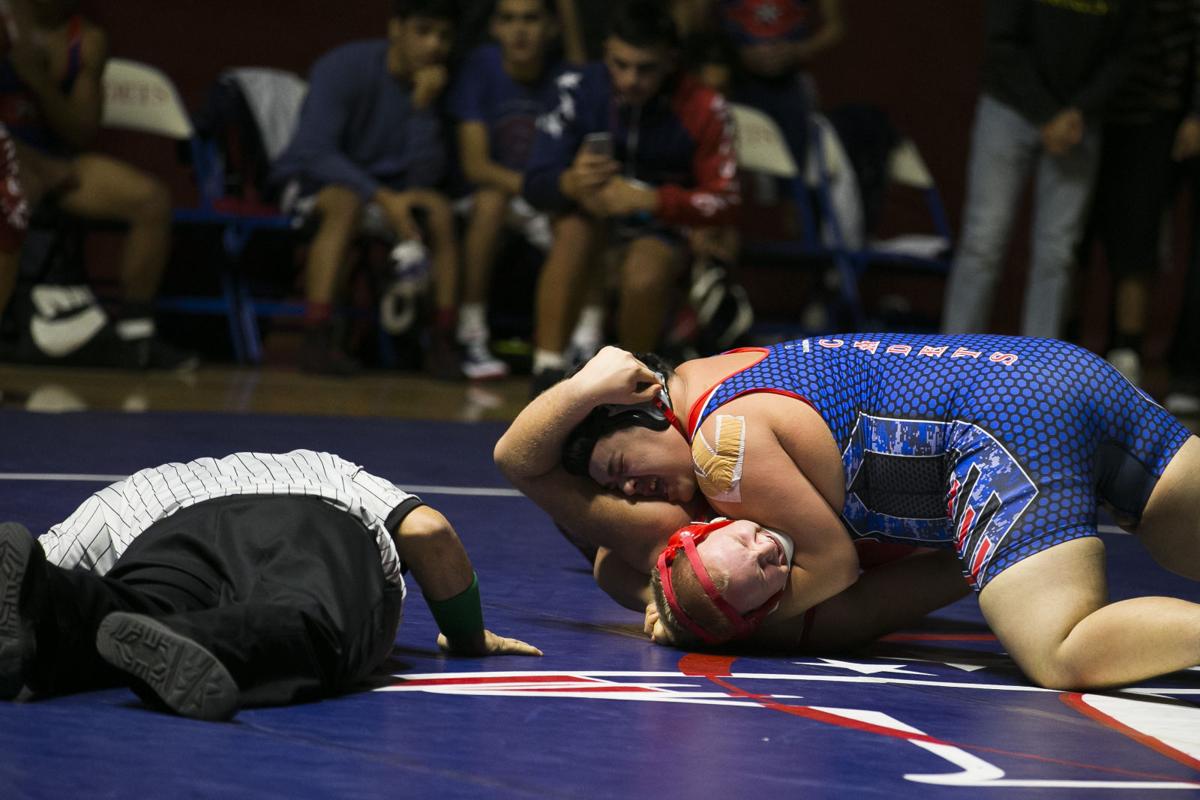 Eisenhower wrestling continues its rise | Prep Sports | yakimaherald.com