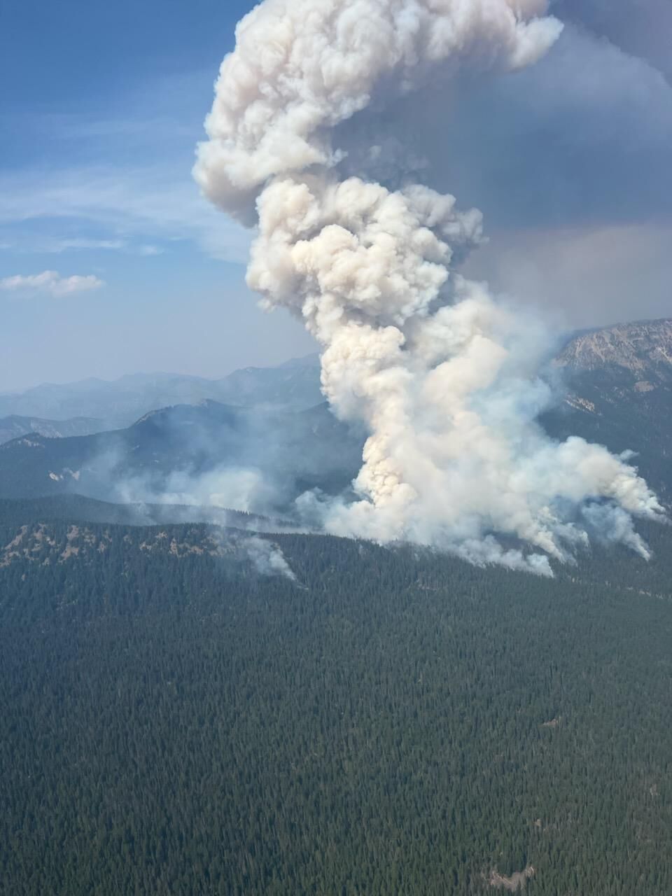 Wildcat Fire grows with Goose Prairie on Level 1 evacuation | Local ...