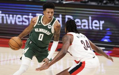 Yakima's MarJon Beauchamp produces as Bucks struggle in NBA Summer ...