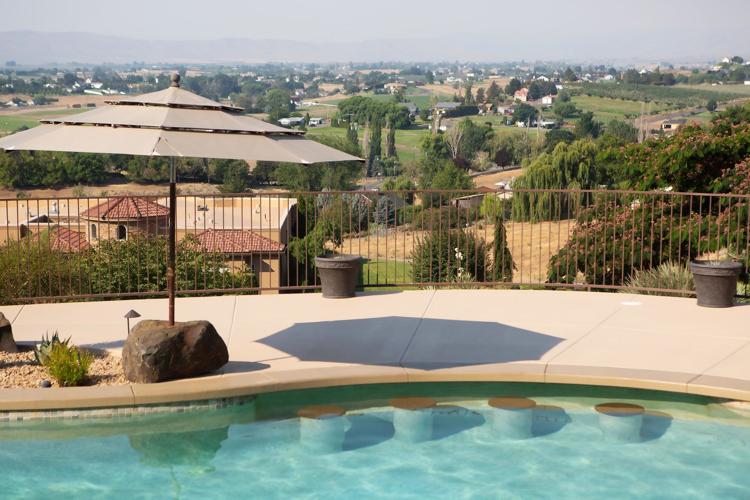 Yakima Abode: The call of a swimming pool | Magazine | yakimaherald.com