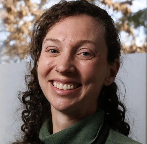 Hannah Wilson: Executive director of the Yakima Free Clinic | 39under39 ...