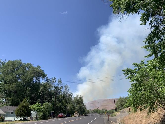 DNR helicopter drops water on Parker Bridge Road fire Sunday | Local ...
