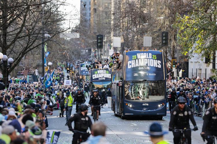 Seahawks parade hands a win to Seattle businesses | Seahawks ...