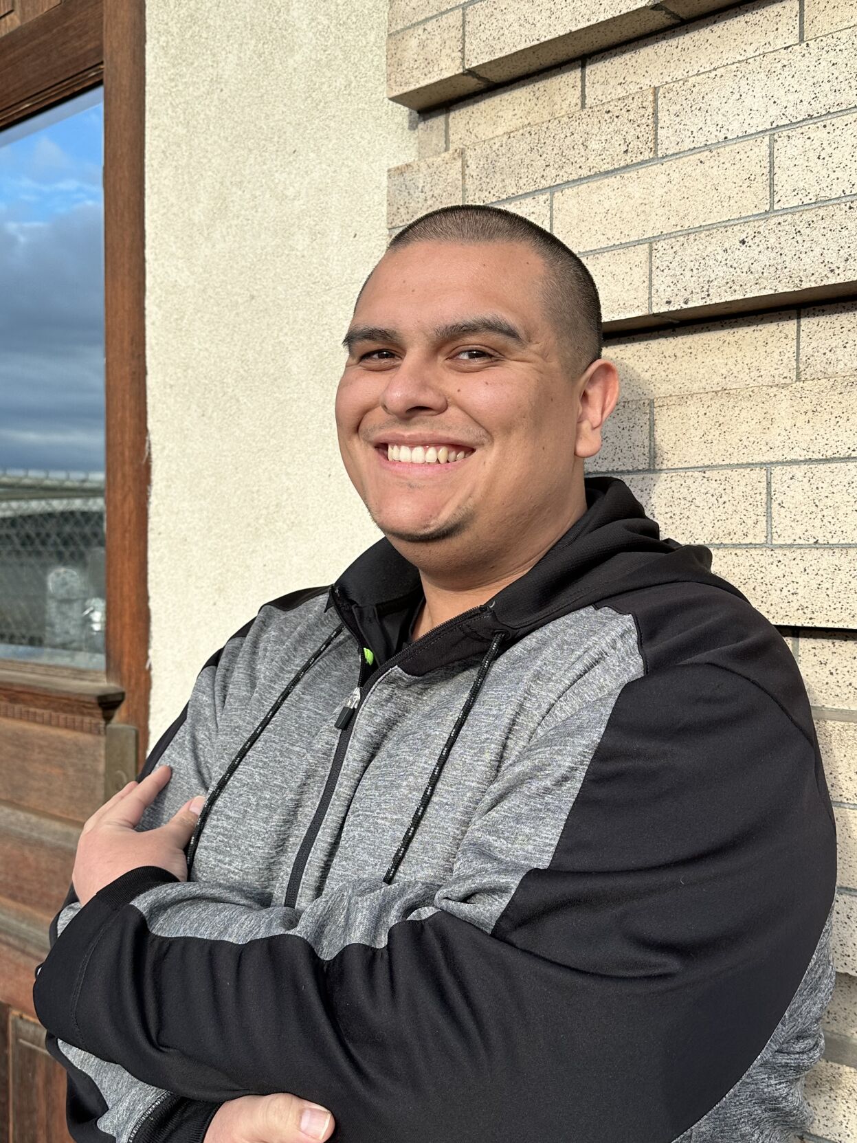 Omar Islas: Multi-talented singer and performer | 39under39 ...