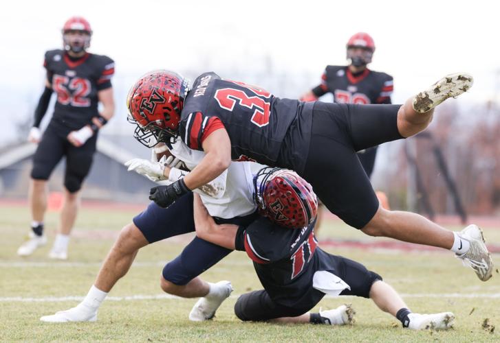 Berg tosses five first-half touchdown passes as East Valley rolls to 2A ...
