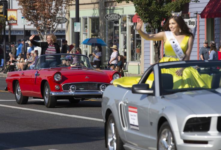PHOTOS: 60th Yakima Sunfair Parade | Photos and Videos | yakimaherald.com
