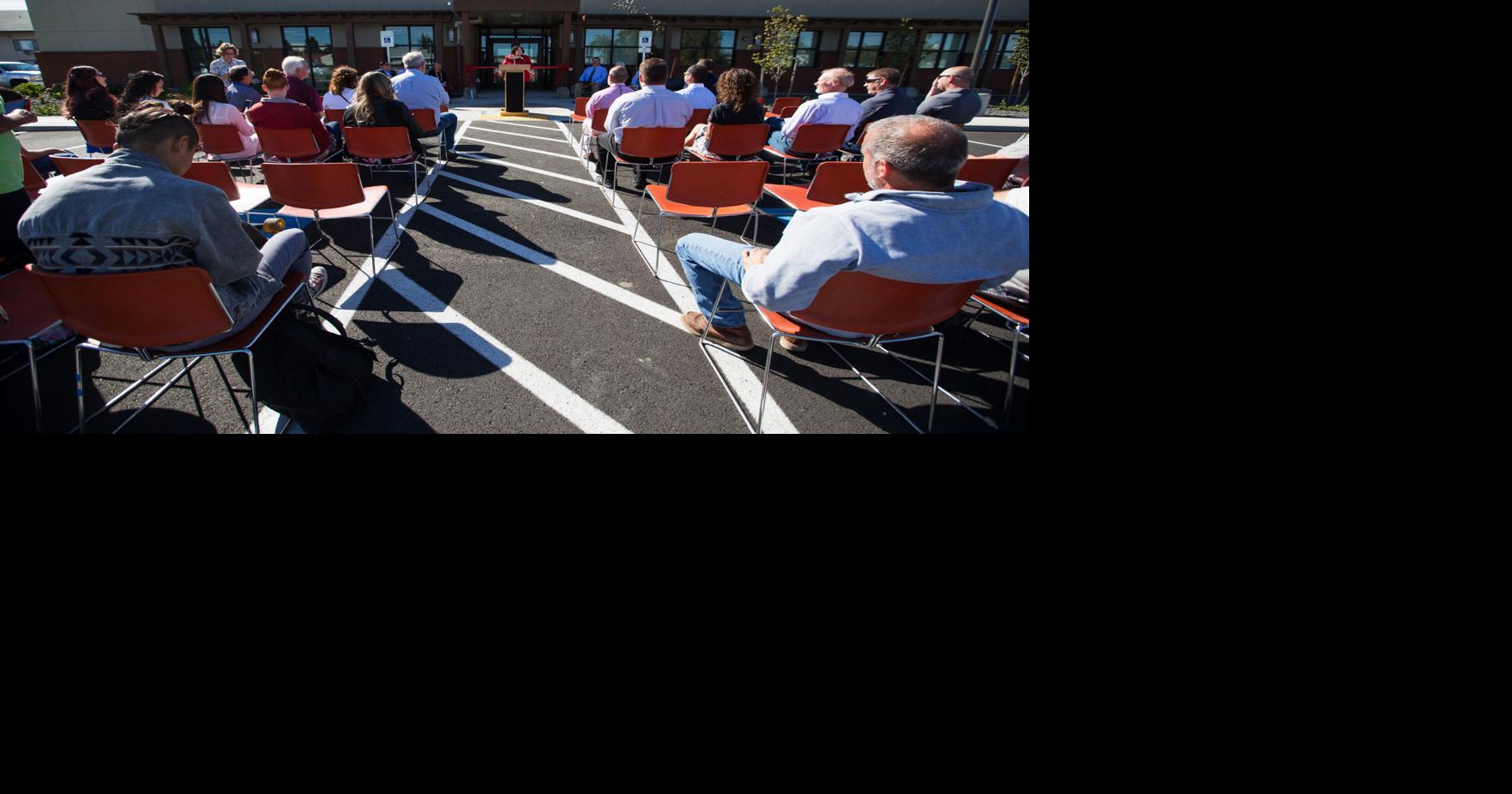 YVC opens new learning center in Toppenish | Local | yakimaherald.com