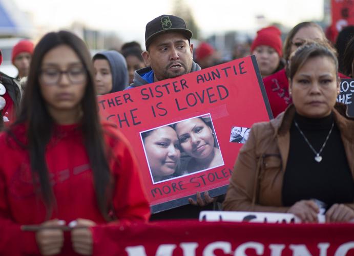 Candlelight vigil and prayer walk for Rosenda Strong in Wapato | Local ...