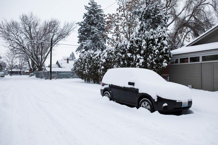 Yakima area digs out of snow, with more on the way this week | Local ...