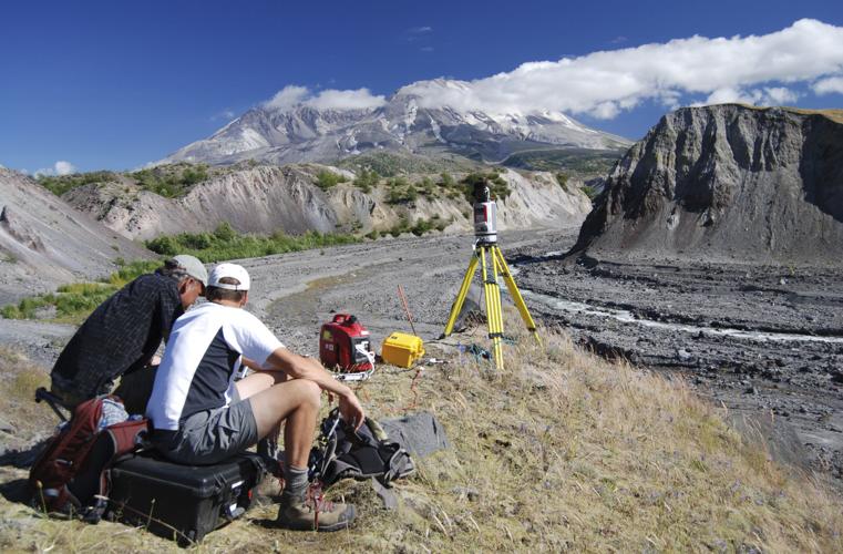 Cascades Volcano Observatory is keeping an eye on Northwest volcanoes ...