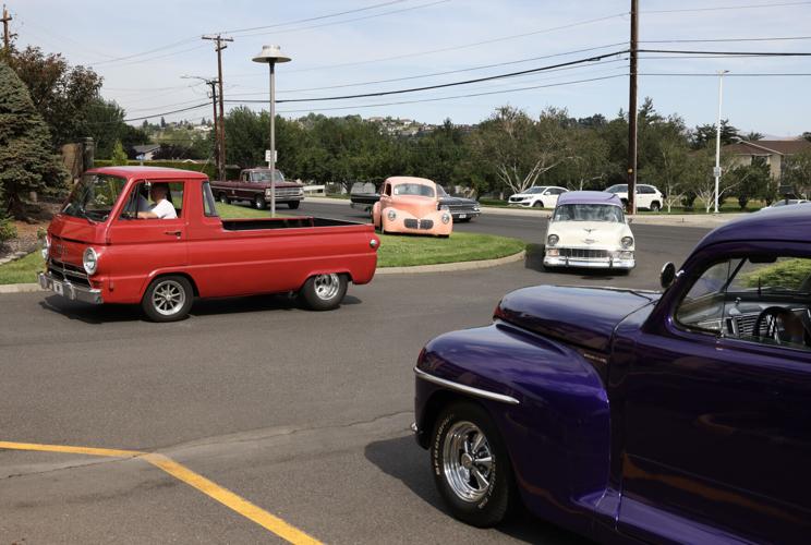 Revving up smiles during the Vintiques NW Nationals poker run | Explore ...